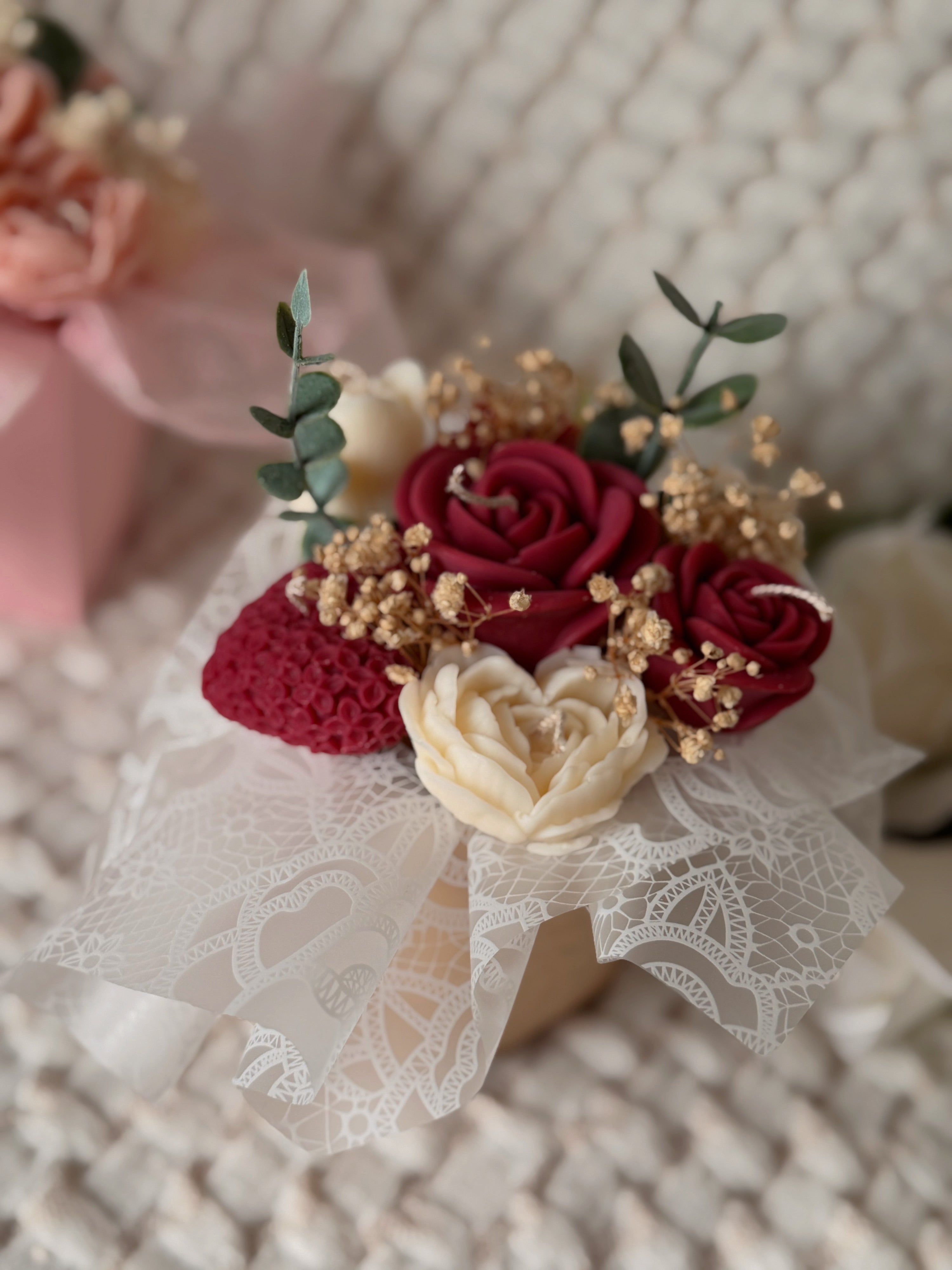 Bouquet édition limité saint Valentin rouge senteur pomme d’amour ...